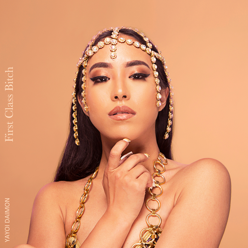 First Class Bitch / 大門弥生 - YOUND Inc.